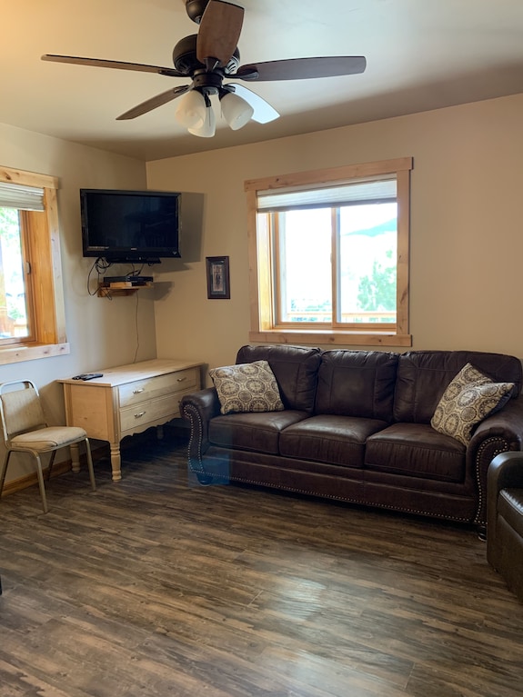 Hide-away At Yellowstone Archview - Yellowstone National Park