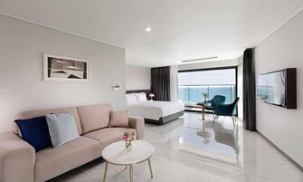 Suite Double | Quartos à prova de som, Wi-Fi de cortesia, individualmente decorados