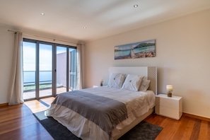 Vila luxo, 3 quartos, piscina particular | 3 quartos, roupas de cama premium, individualmente decorados