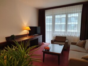 Apartamento | Sala | TV de ecrã plano 