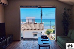 Quarto Premier | Secretária adequada para computadores portáteis 