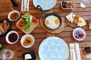 Café da manhã continental grátis todos os dias