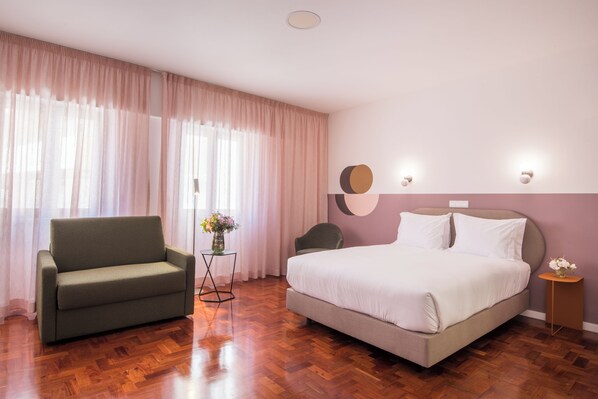 Estúdio Deluxe | Roupa de alta qualidade, camas de colchão viscoelástico 