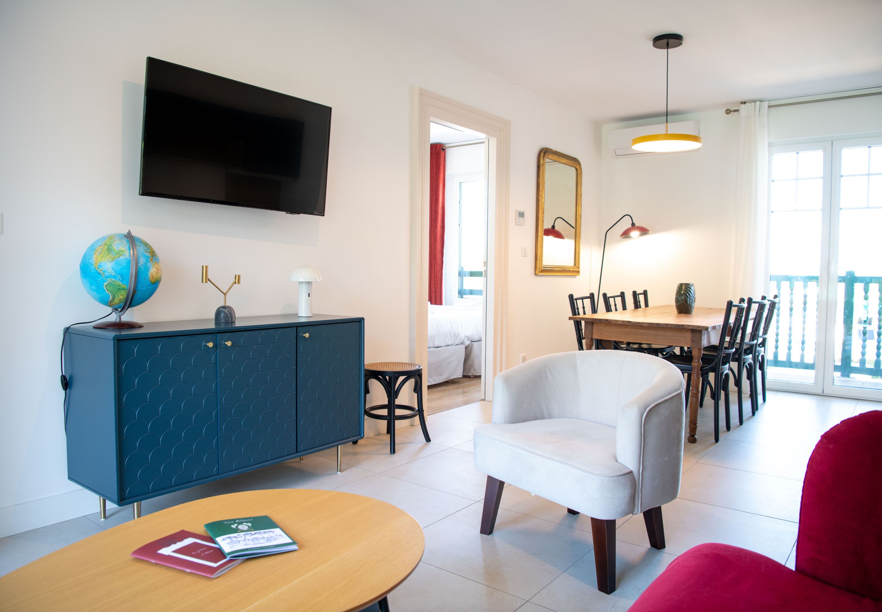 Apartamento superior, suíte (4/6p. étage Balcon et/ou) | Opções para refeição