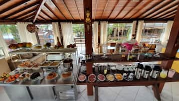 Pequeno-almoço tipo buffet diário incluído