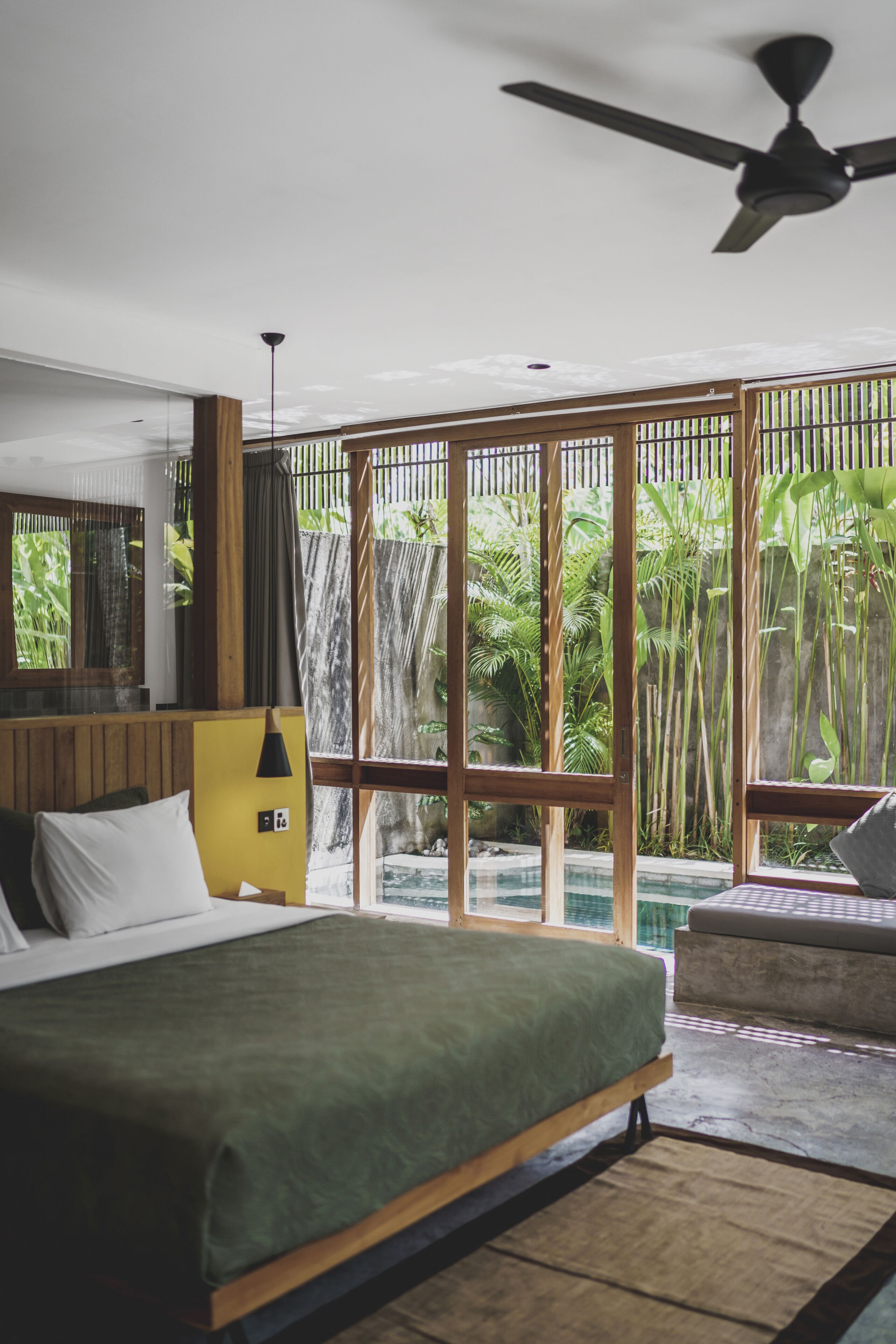 Vila, 1 quarto, piscina particular | Frigobar, cofres nos quartos, escrivaninha