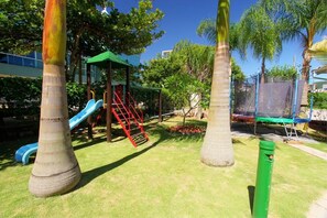 Área de recreio para crianças (ao ar livre)