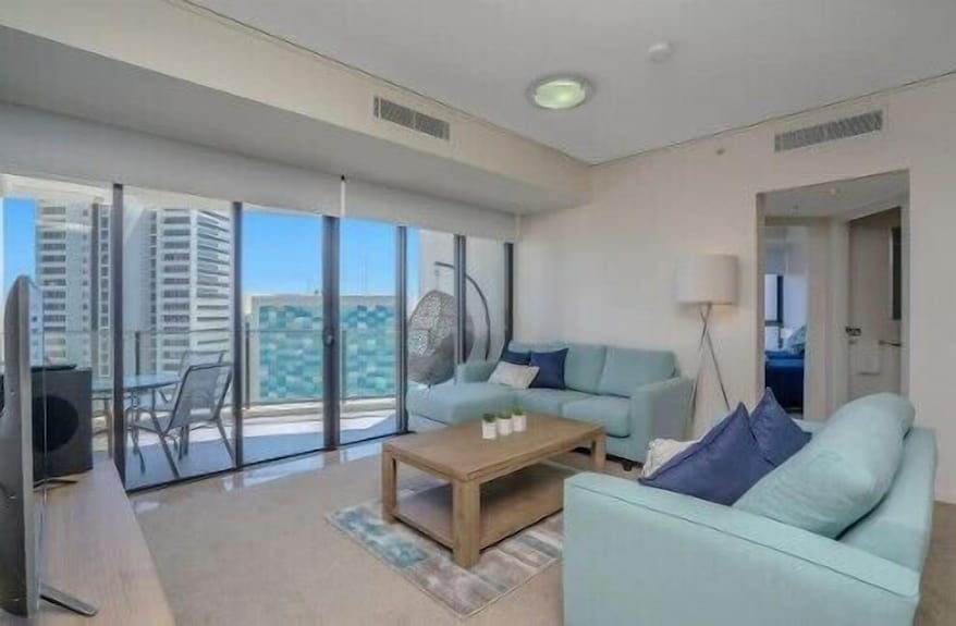 Stylish Large 2br2b Ocean Views Heatedpool X2 - 골드코스트