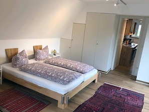 Apartamento, 2 quartos, varanda, vista para o jardim | 2 quartos, Wi-fi grátis 