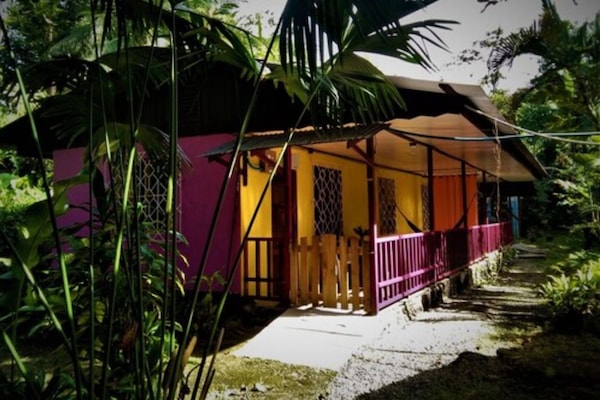 Fachada da propriedade