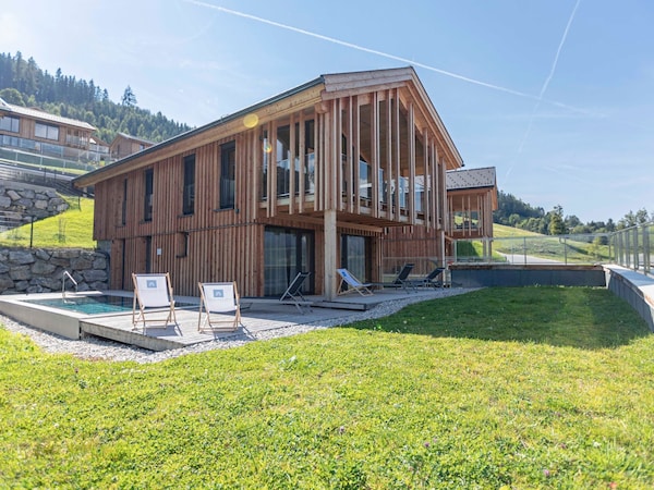 Luxury Chalet In Ennsling Near Schladming With Private Spa - Haus