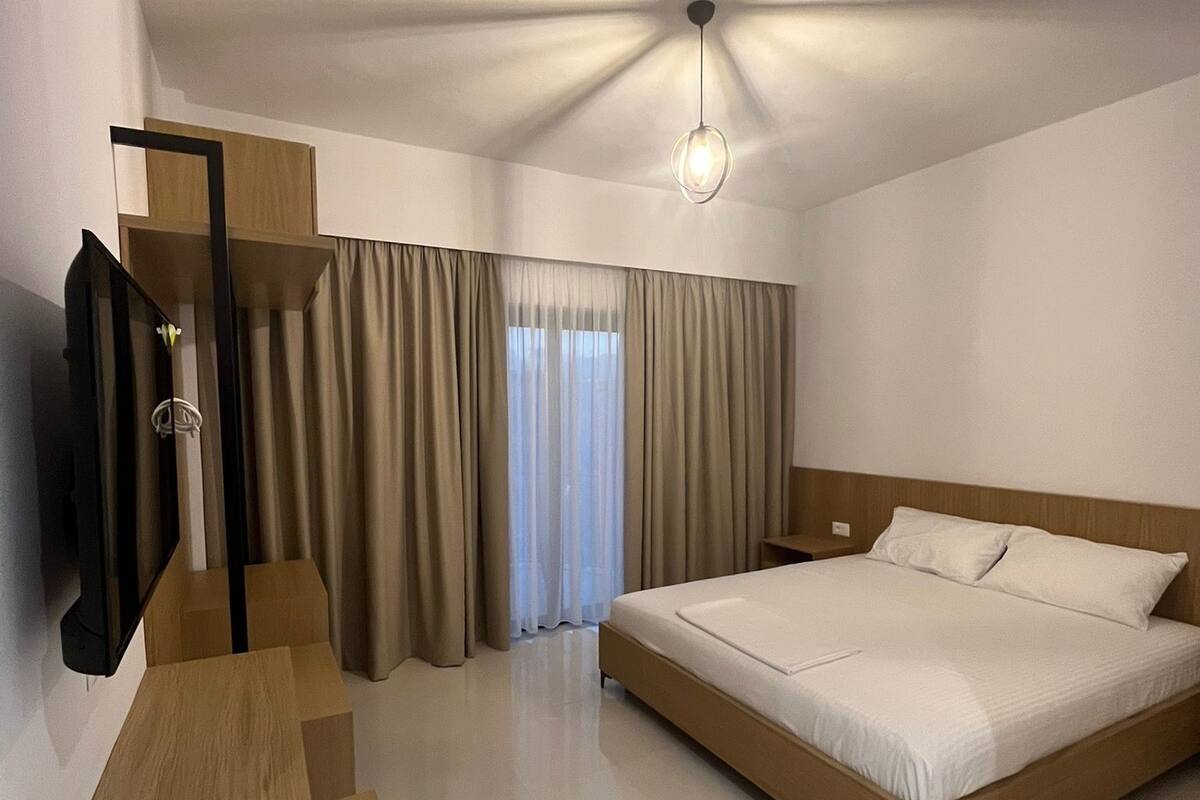 Quarto Duplo Superior, terraço | Roupa de alta qualidade, camas de colchão viscoelástico, secretária