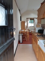 Casa de campo | Cozinha privada | Geladeira, micro-ondas, cooktop, chaleira elétrica