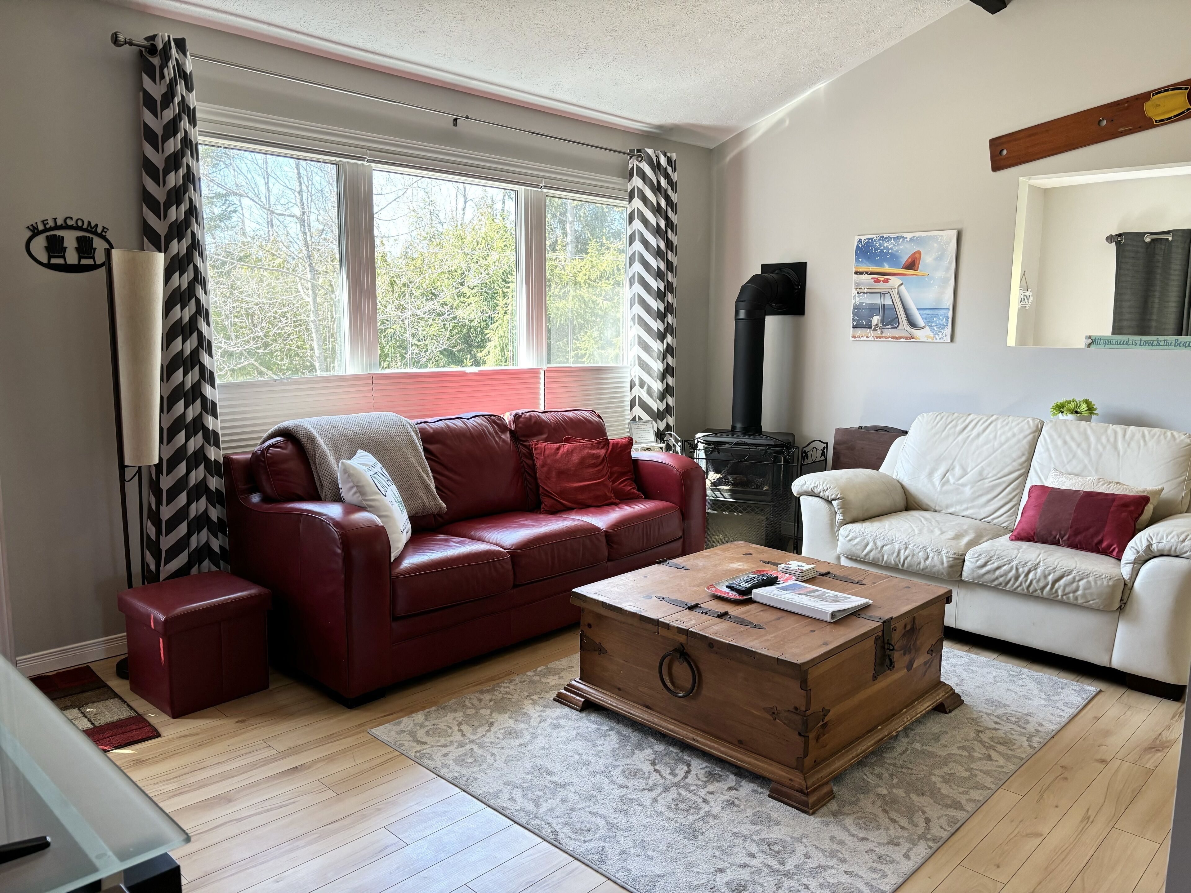 Charming Charal Greenhouse Cottage  Sauble Beach Stay Minutes From Sand & Shops - Sauble Beach