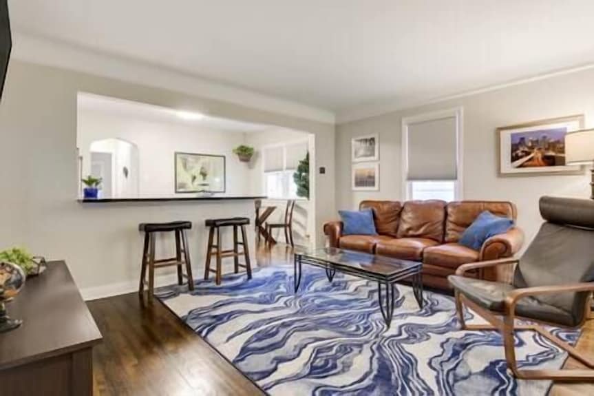 Walk To Falls / Close To Everything / Fenced Backyard - Minneapolis−Saint Paul Airport (MSP)