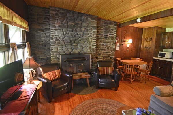 Countryside Cottages - Tannersville, PA