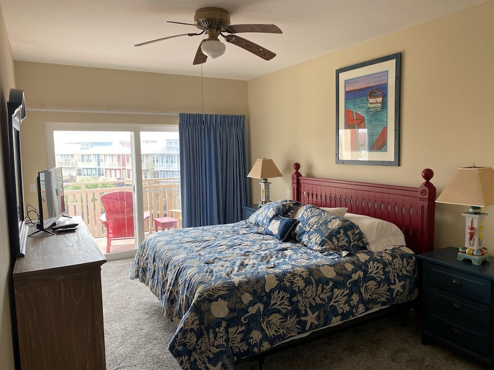 Cozy Coastal Condo – Walk To Beach, Dine, & Relax! - Mexico Beach, FL