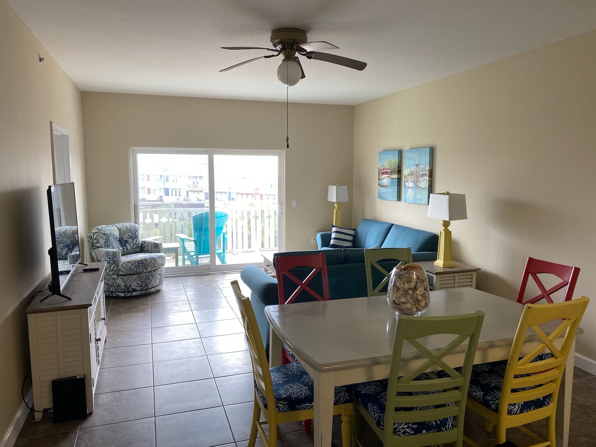 Cozy Coastal Condo  Walk To Beach, Dine, & Relax! - Mexico Beach, FL
