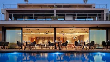 Piscina externa
