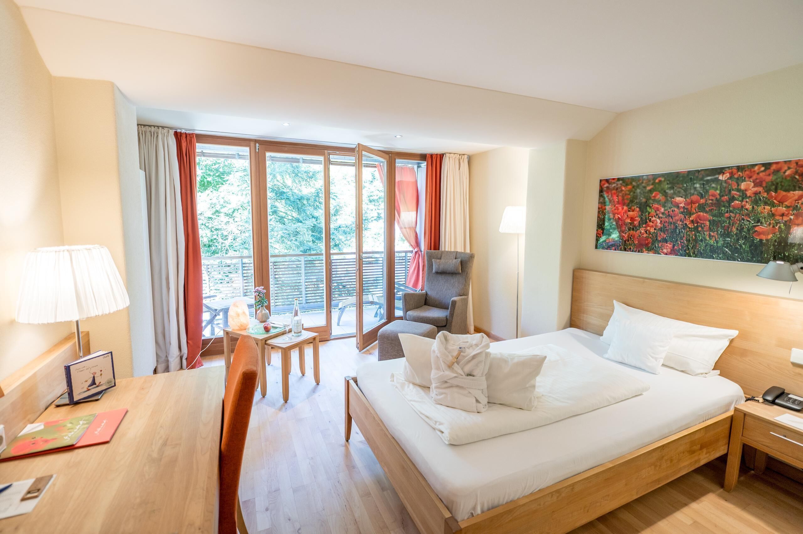 Quarto solteiro | Frigobar, escrivaninha, Wi-Fi de cortesia, roupa de cama