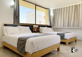 Quarto Quádruplo Standard | Wi-fi grátis, roupa de cama fornecida 