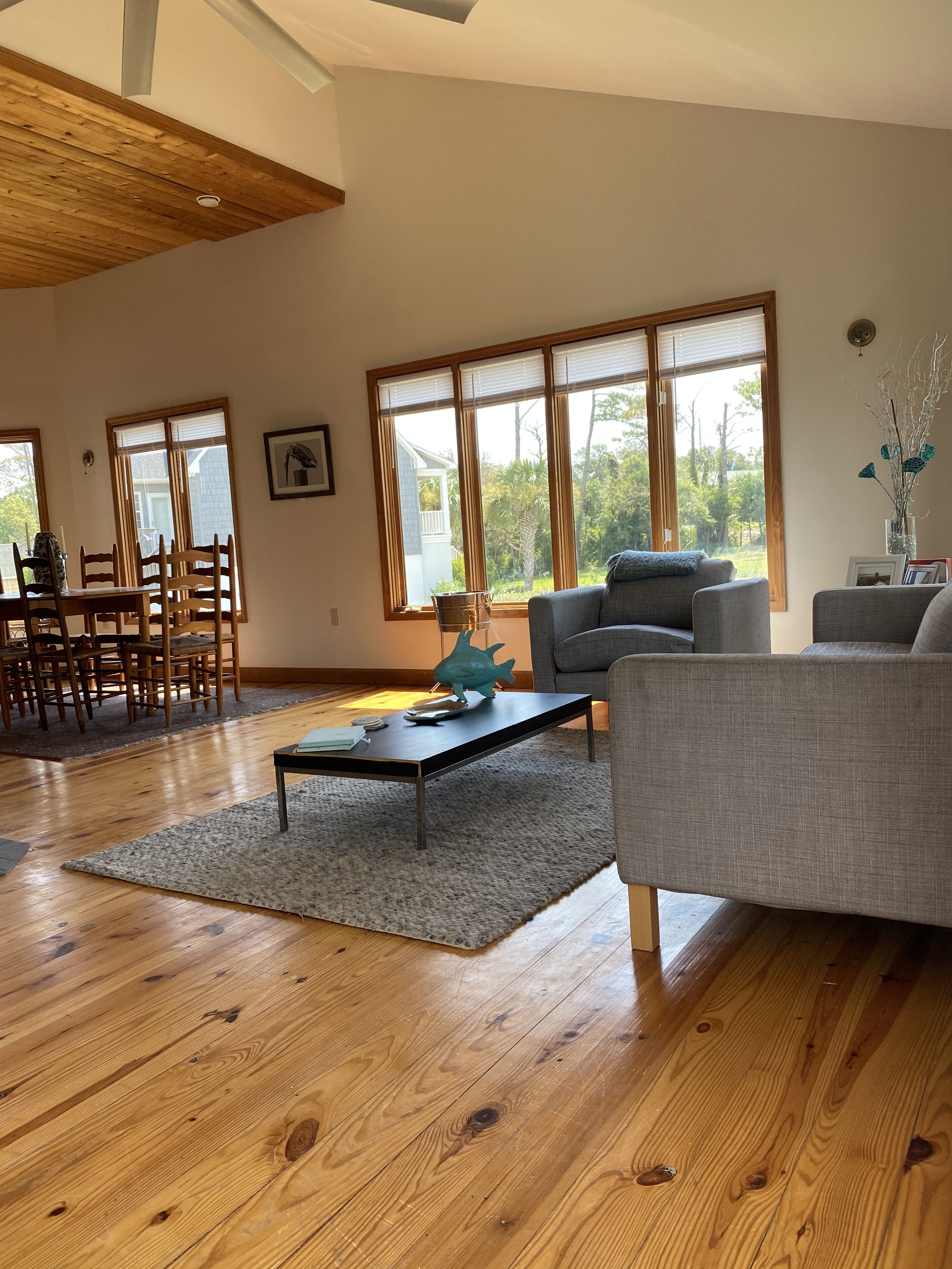 Beautiful Private Beach House With Access To Sound - Emerald Isle, NC