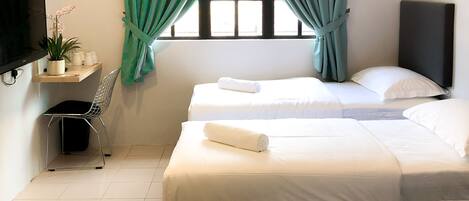 Quarto Familiar | Secretária, Wi-fi grátis