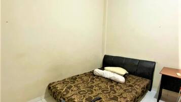 Quarto Standard | Secretária, Wi-fi grátis, roupa de cama fornecida