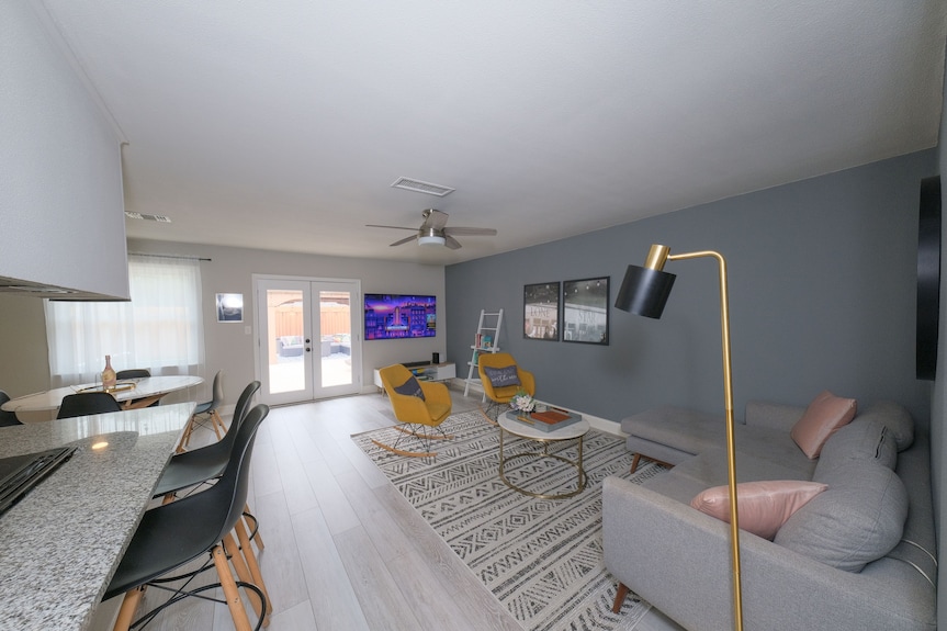 Private Pool Oasis In The Heart Of Dfw. - Roanoke, TX