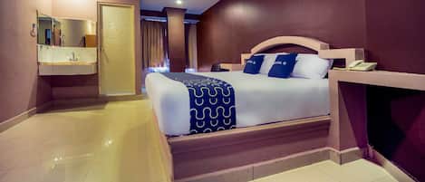 Quarto Standard | Quartos insonorizados, Wi-fi grátis, roupa de cama fornecida