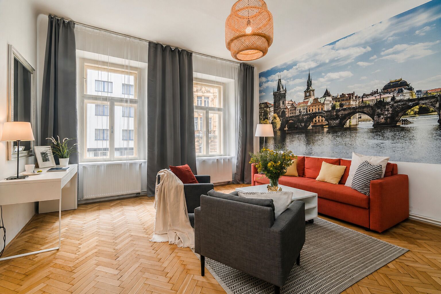Apartamento clássico | Área de estar | Smart TV, Netflix, serviços de streaming