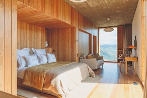 Suíte premium | Individualmente decorados, individualmente mobiliados, escrivaninha