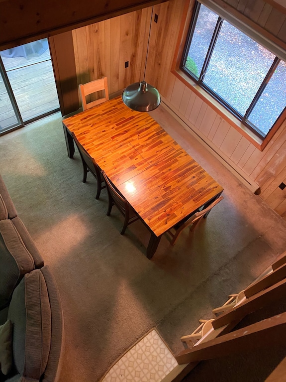 Pocono Retreat, Arrowhead Lake Beautiful Chalet - Pennsylvania