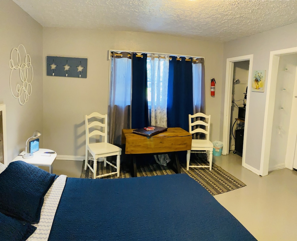 Little Private Studio - Pasadena, TX