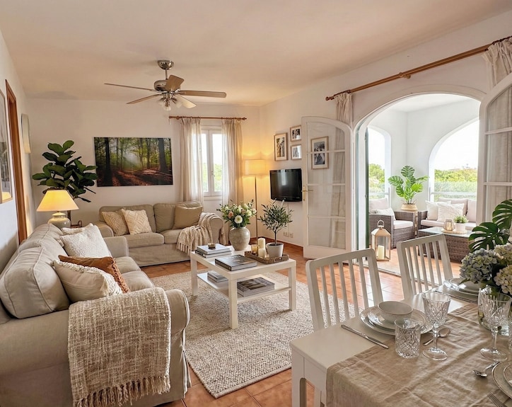 Apartamento En La Playa Con Vistas Al Mar, Aire Acondicionado,piscina - Minorca