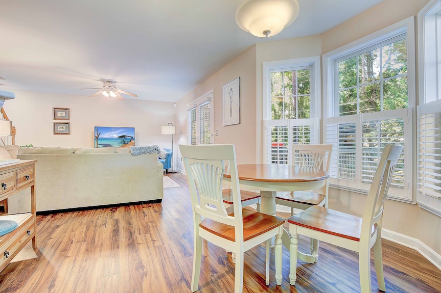 Spacious House, Great Deck & Grill, Close To Boardwalk, Shops, And Restaurants. - Chesapeake Beach, MD