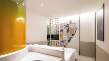 Quarto Básico, 1 cama queen-size | Minibar, cofre no quarto, secretária