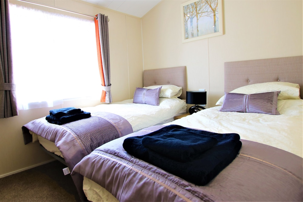 'Heathfield', A Luxury Lodge On The Sandhills Holiday Park Mudeford - Bournemouth