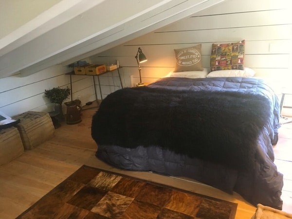 The Childrens Bay Woolshed - Akaroa