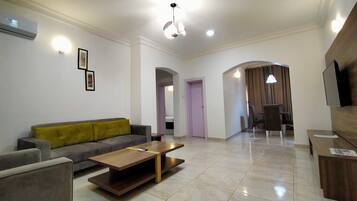 Apartamento | Sala | Televisor