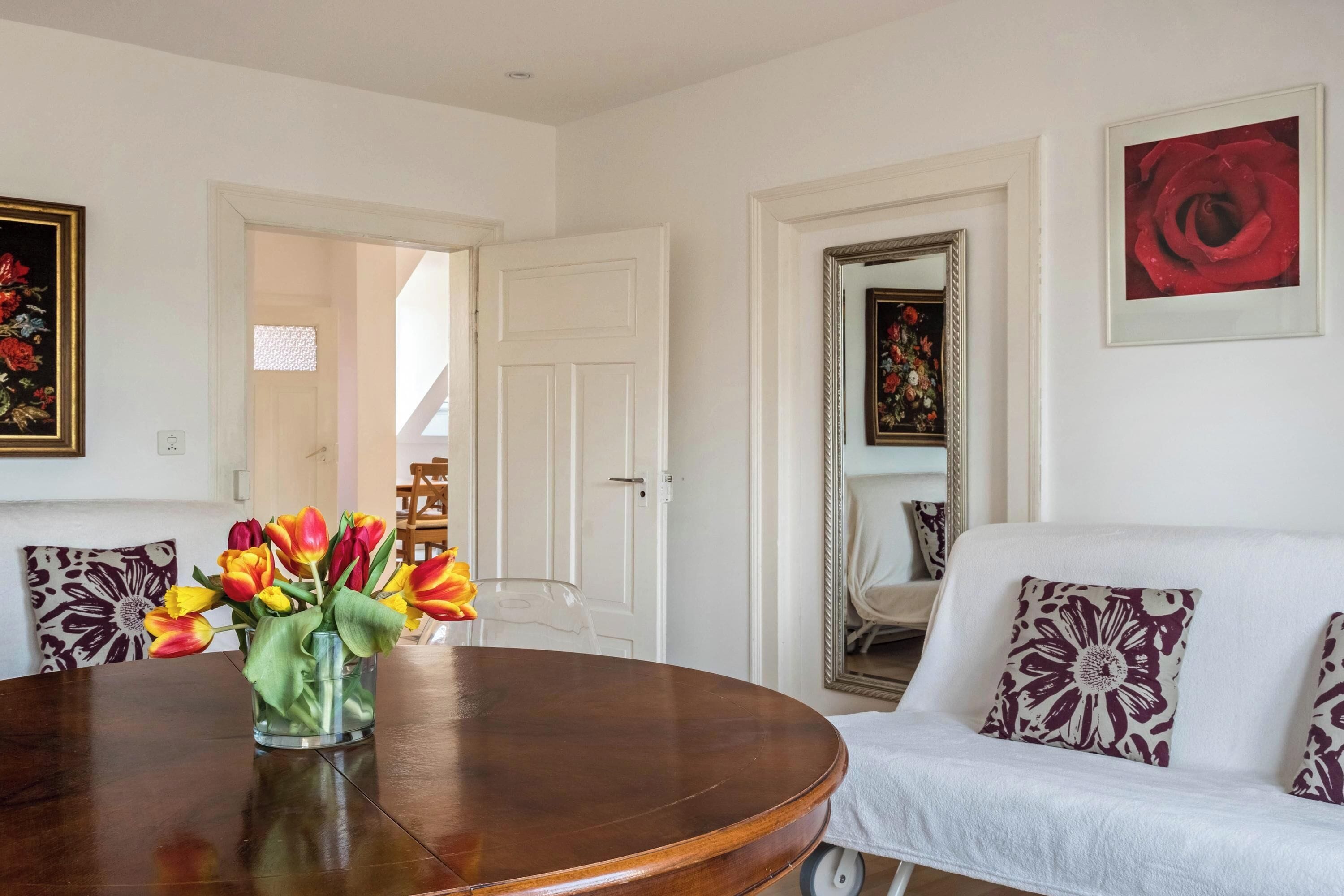 Ferienwohnung "Zimmer Mit Kochnische Kletterrose" In Der Nähe Des Altstadtkerns - Bodensee