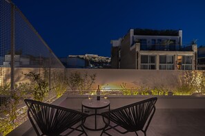 Acropolis View Suite | Vista da varanda