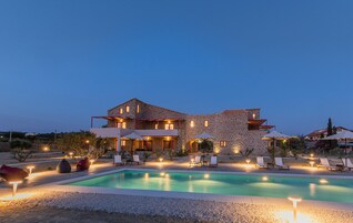 Piscina externa sazonal