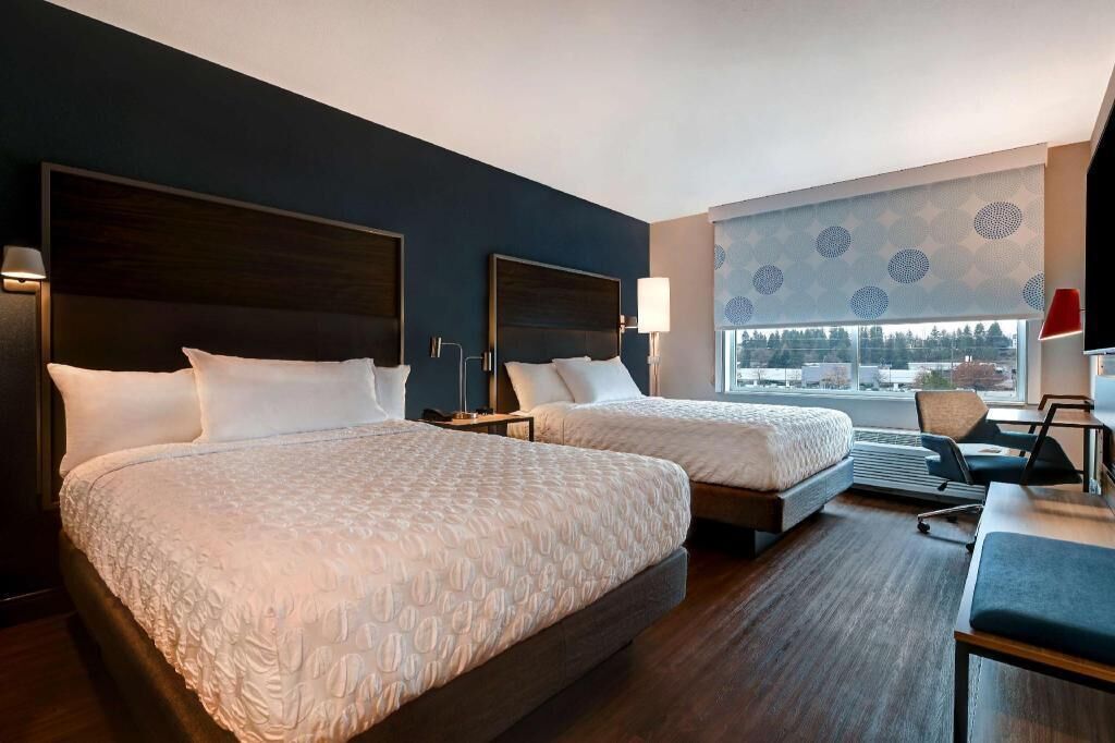 Roupas de cama premium, individualmente mobiliados, escrivaninha
