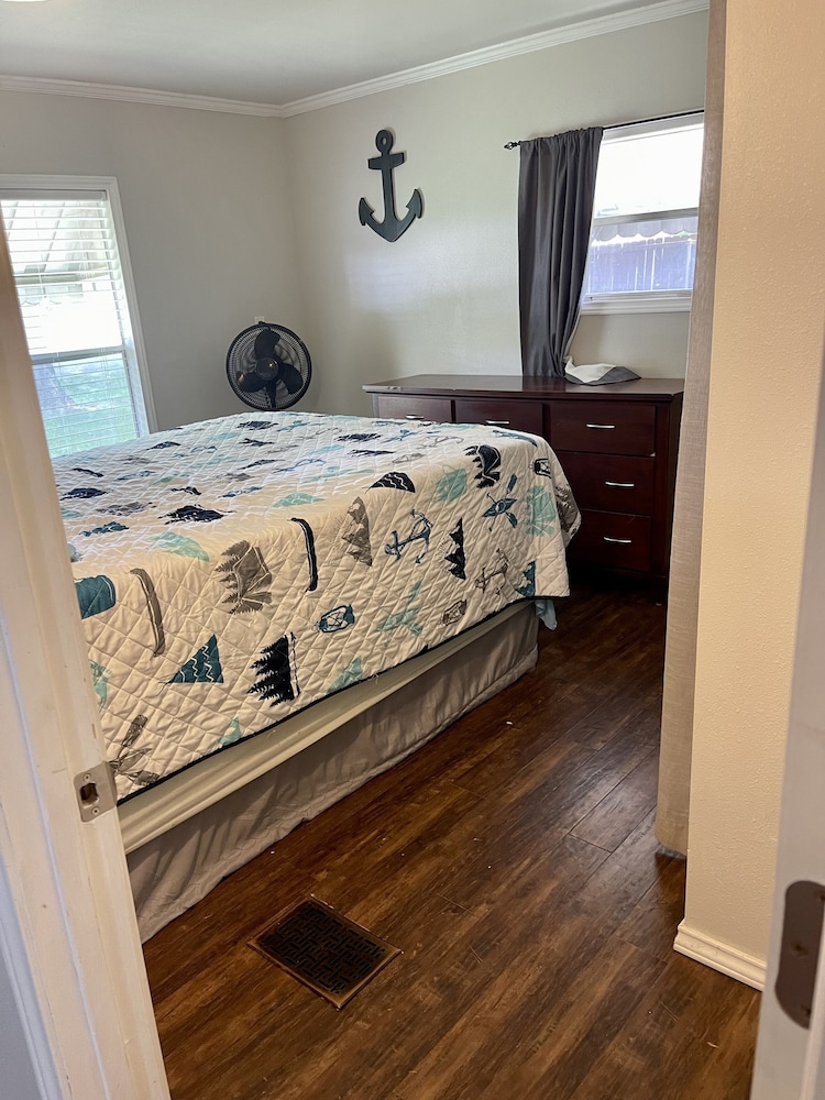 Lake Bungalow-pet Friendly- Highport Marina - Texas
