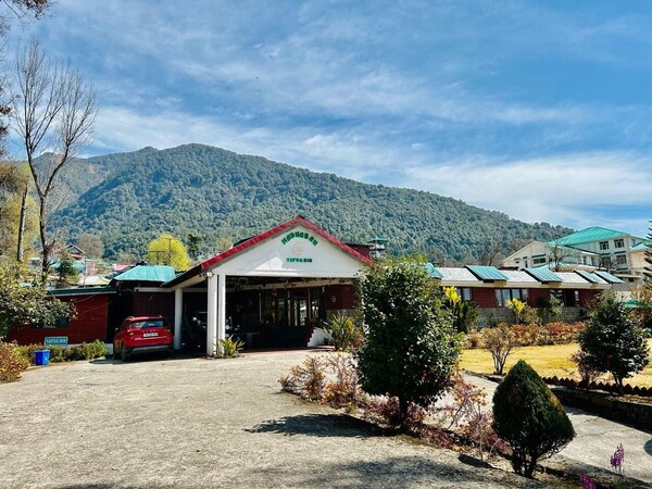 Tatva Bir Tents And Hotel - Bir