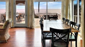 Casa, várias camas (Beach Blessing- Whole House) | Cozinha privada