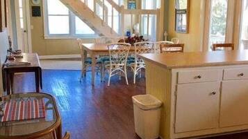 Casa, várias camas (Moments Peace) | Cozinha privada