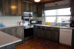 Casa, várias camas (Fish Called Wanda) | Cozinha privada