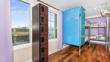 Wi-fi grátis, roupa de cama fornecida